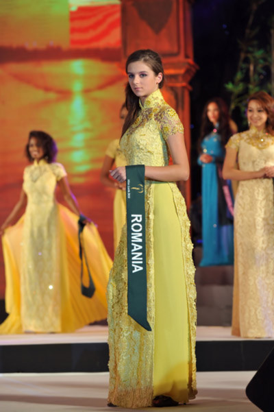 Gương mặt trẻ thơ nhất Miss Earth « Tin Đa Chiều